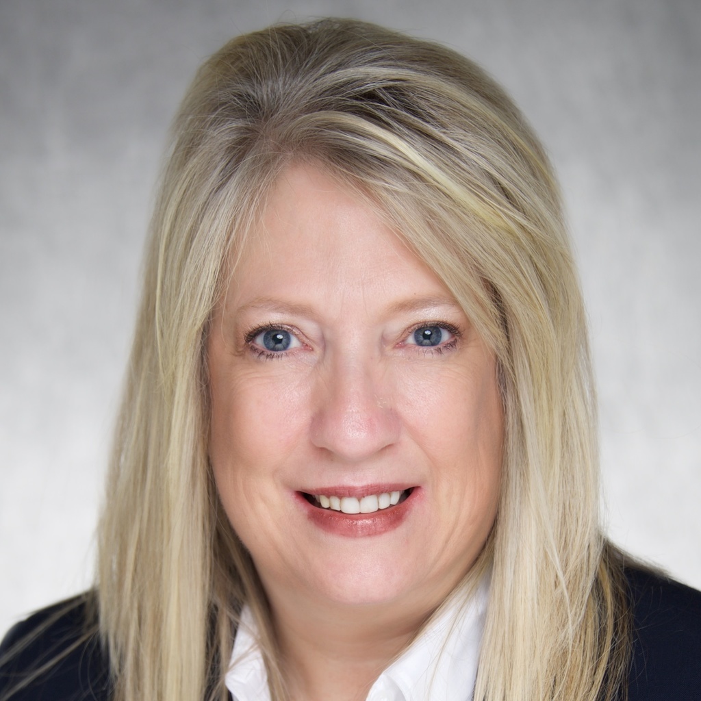 Debra O'Connell-Moore | Staff Council - The University of Iowa