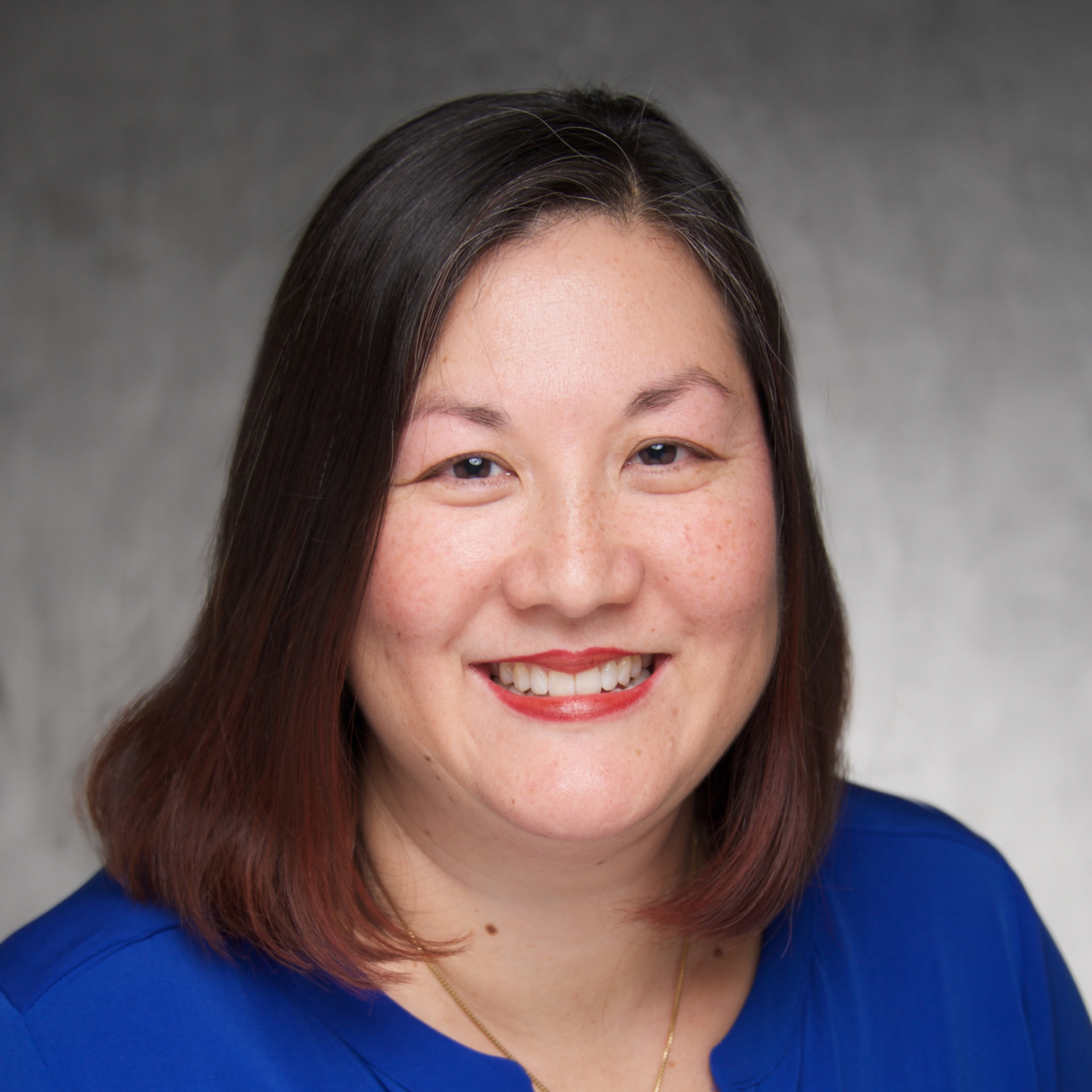 Donna Wong-Gibbons | Staff Council - The University of Iowa